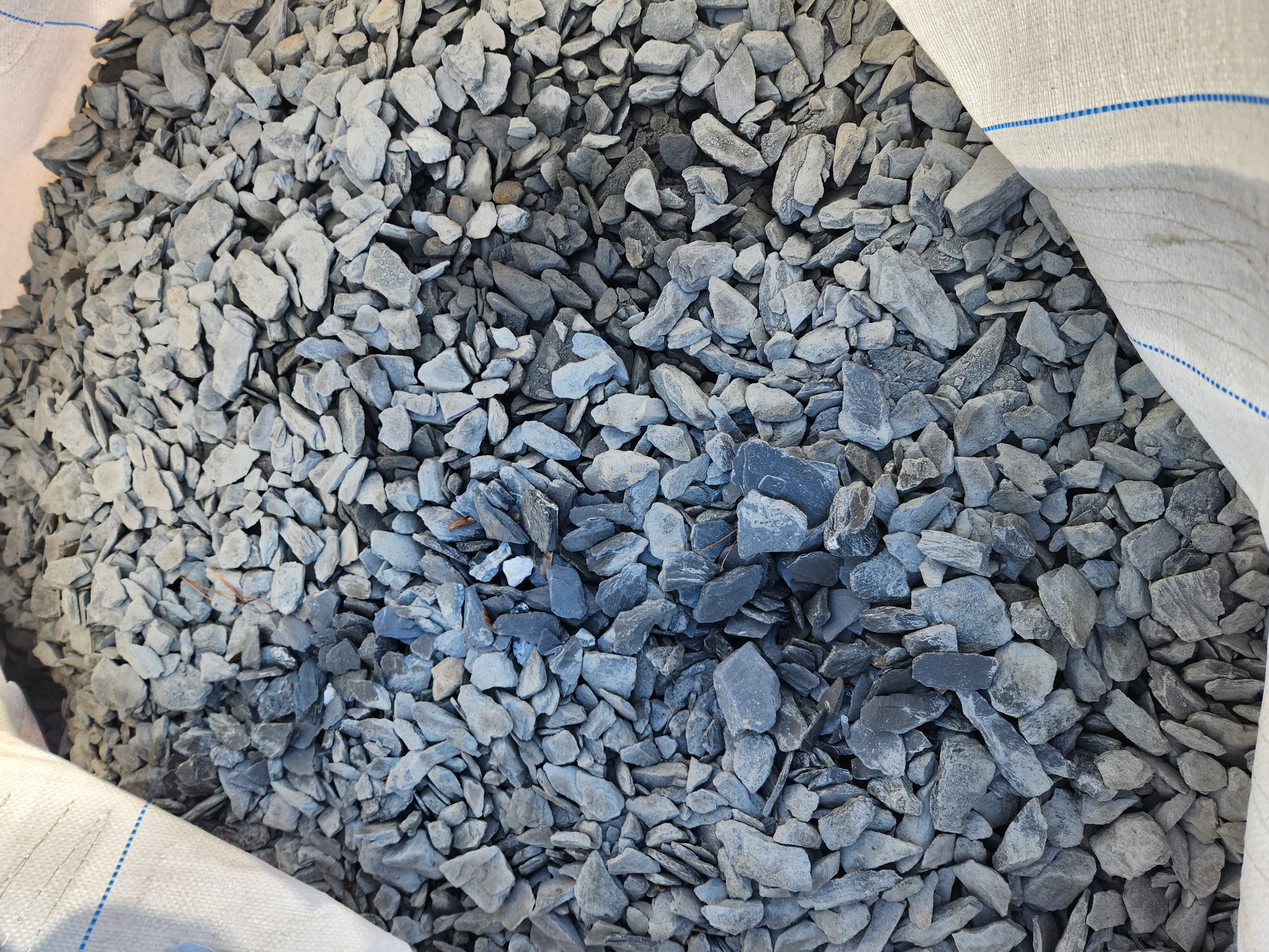 Slate Chips (Medium) | The DirtGuy